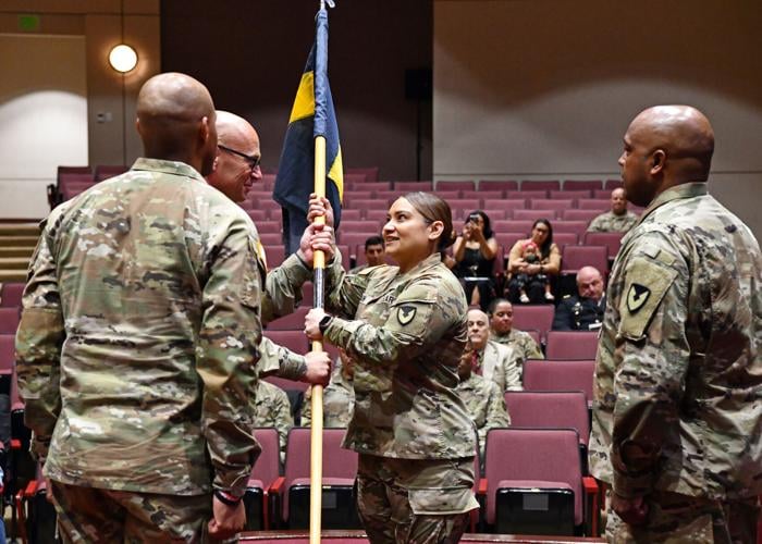 HHC AMCOM welcomes new commander | Military Scene | theredstonerocket.com