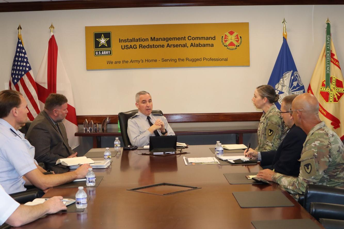 Space Command leader tours future home Redstone | Military Scene ...