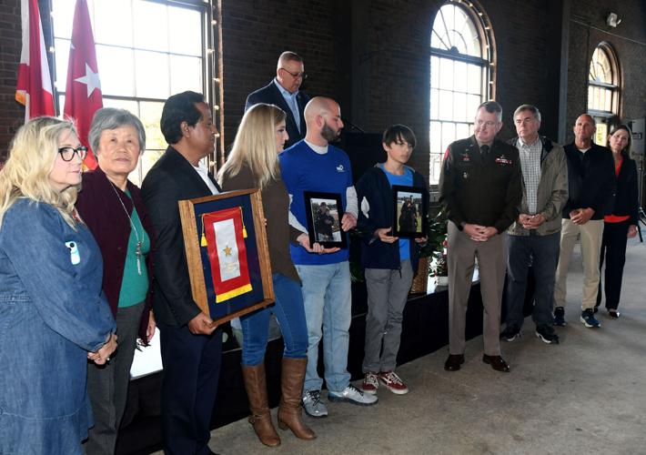 Veteran families receive Gold Star, Blue Star banners | News ...