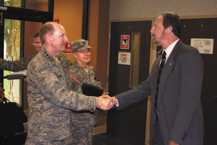 Strategic Command leader visits operations center | Military Scene ...