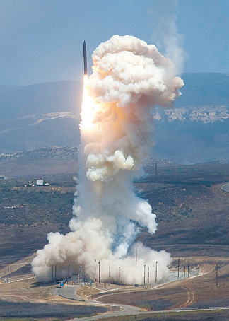 Target missile intercepted over Pacific Ocean | Military Scene ...