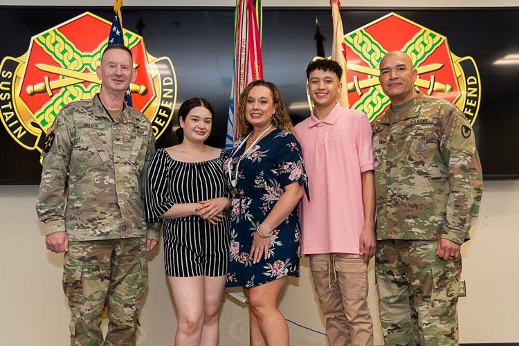 Garrison sergeant major departs for home state Texas | Military Scene ...