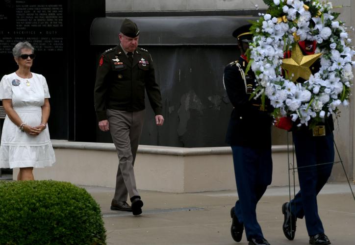 Memorial Day ceremony salutes Gold Star families | News ...