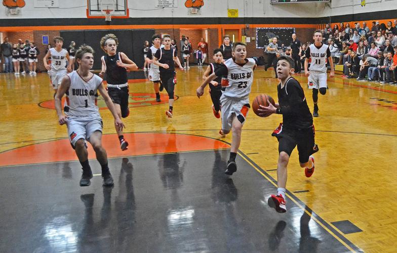 Hayes goes for 27 in RCS win over Bulldogs | Sports ...