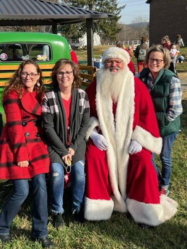 Surgoinsville Library celebrates Christmas | Rogersville ...