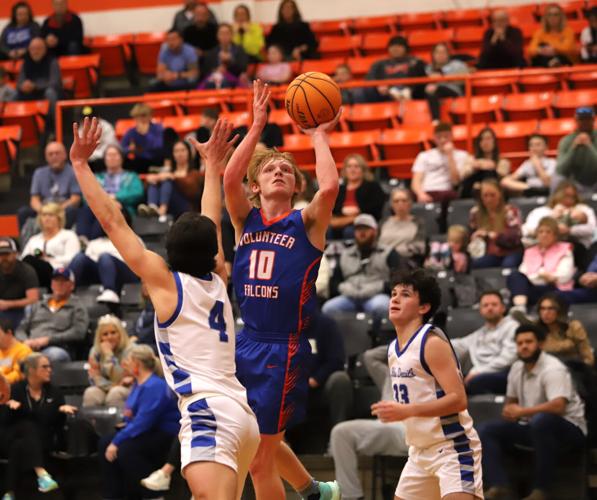 PHOTO GALLERY: Falcons soar to first district title in 22 years | Local ...