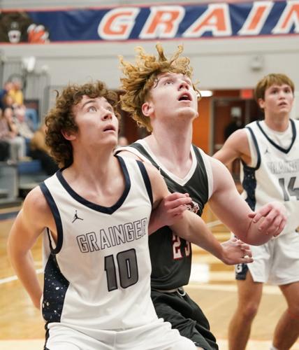 PHOTO GALLERY: Big third quarter boosts Grizzlies past Chiefs ...