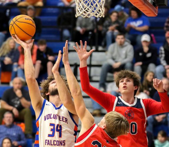 PHOTO GALLERY: Falcons drop critical Upper Lakes battle to Patriots ...