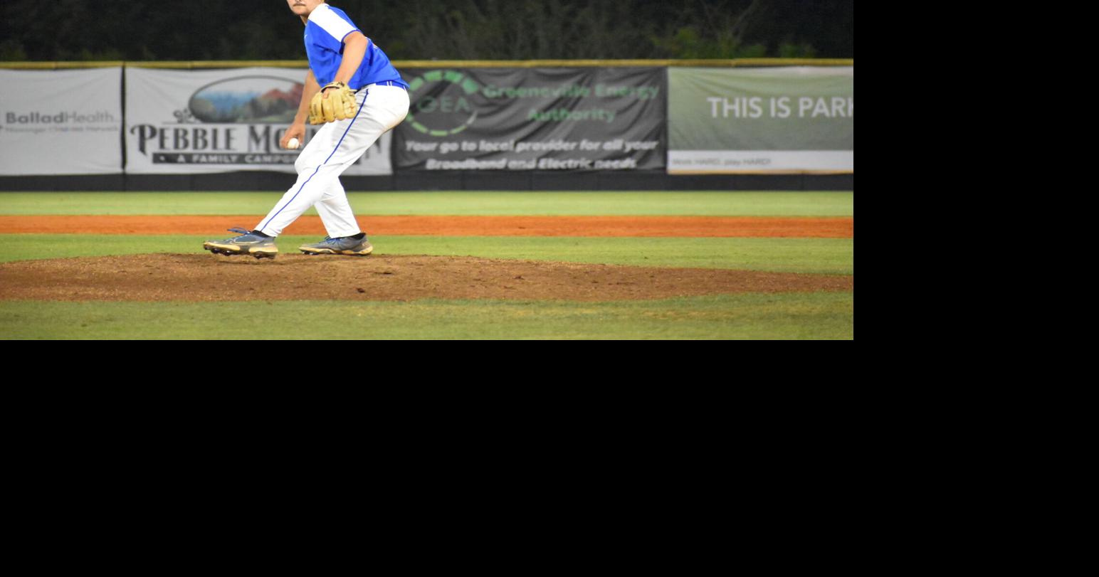PHOTO GALLERY: Falcons roll early, drop nightcap | Multimedia ...
