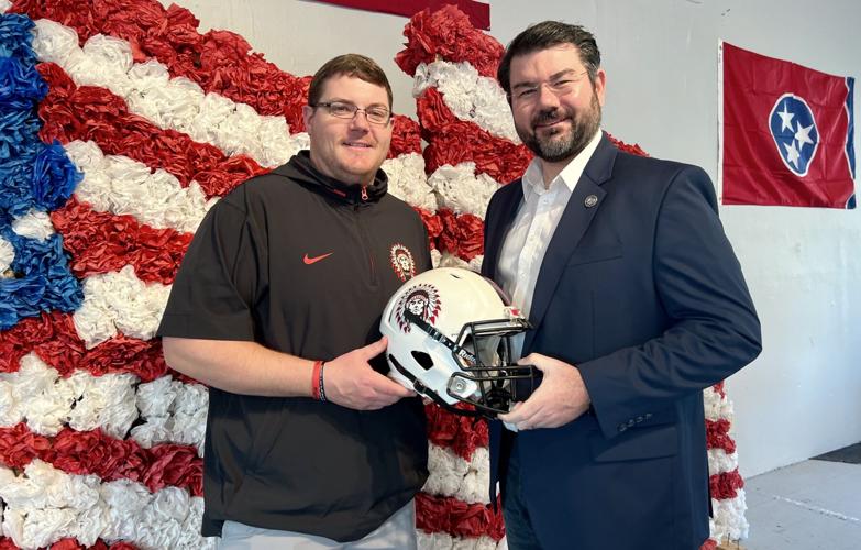 Harshbarger decorating his Nashville office with local high school ...