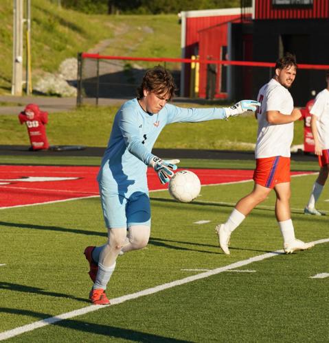 Falcons end Chiefs’ season, earn first regional berth | Multimedia ...