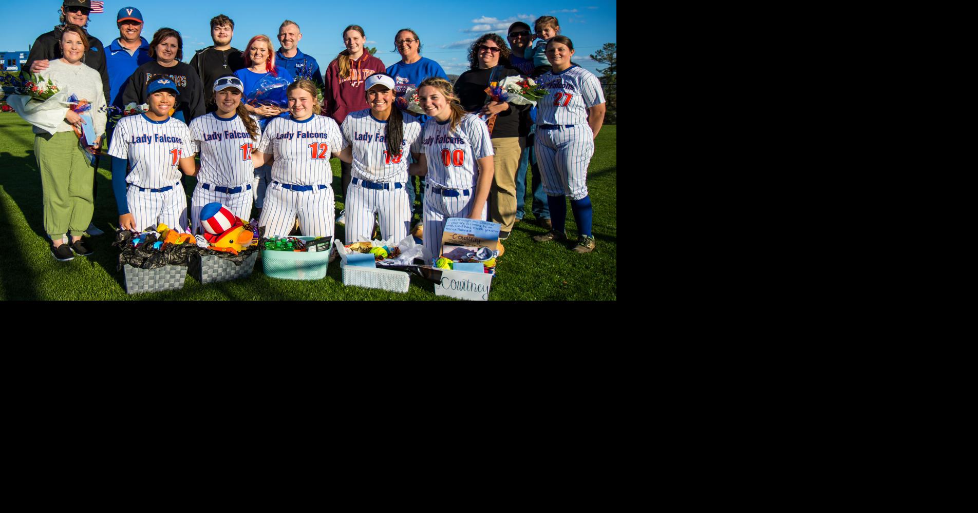 PHOTO GALLERY: Volunteer honors softball seniors | Multimedia ...