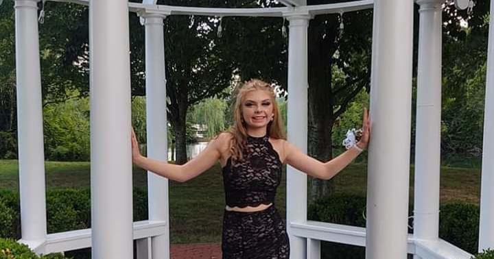 VHS Junior prom held at Surgoinsville's new Sayrah Barn | COVID-19 ...