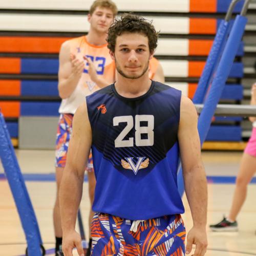 PHOTO GALLERY: Volunteer honors men's volleyball seniors | Multimedia ...