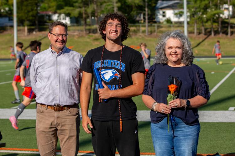 PHOTO GALLERY: Volunteer track & field seniors | Multimedia ...
