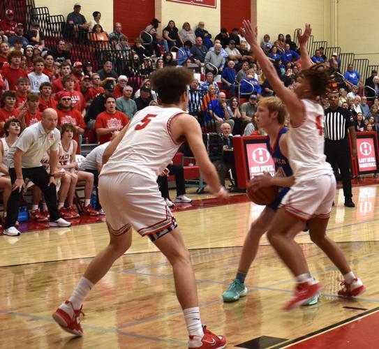 PHOTO GALLERY: Volunteer dominates sectional to earn trip to ...
