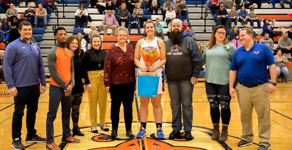 Volunteer High School Senior Night | Sports | therogersvillereview.com