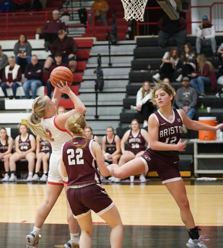PHOTO GALLERY: Lady Chiefs stall in second half, fall to Lady Vikings ...
