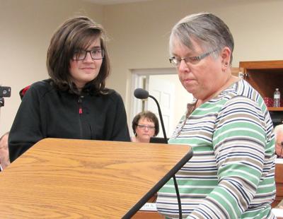 Commission honors young hero who helped family members escape burning ...