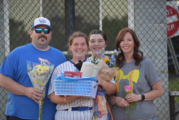 PHOTO GALLERY: Volunteer softball seniors | Multimedia ...