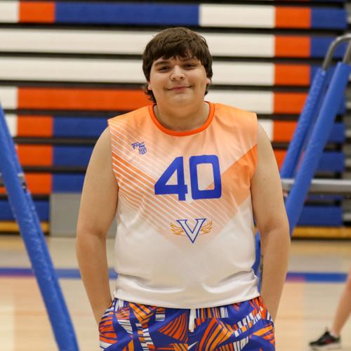 PHOTO GALLERY: Volunteer honors men's volleyball seniors | Multimedia ...