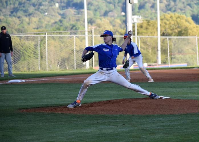 PHOTO GALLERY: Devils take series over Falcons | Multimedia ...