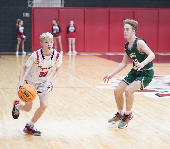 PHOTO GALLERY: RCS Warriors race past North Greene | Multimedia ...