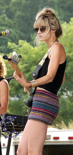 Andrea Davidson | Rogersville | therogersvillereview.com
