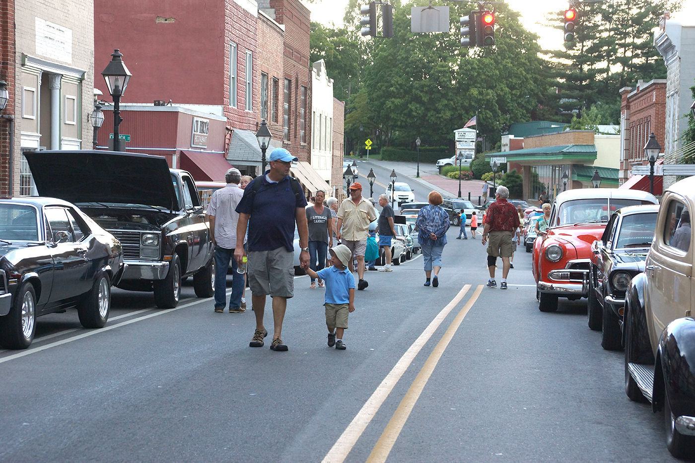 The Rogersville TN Main Street: Gives A Boost To The Downtown ...