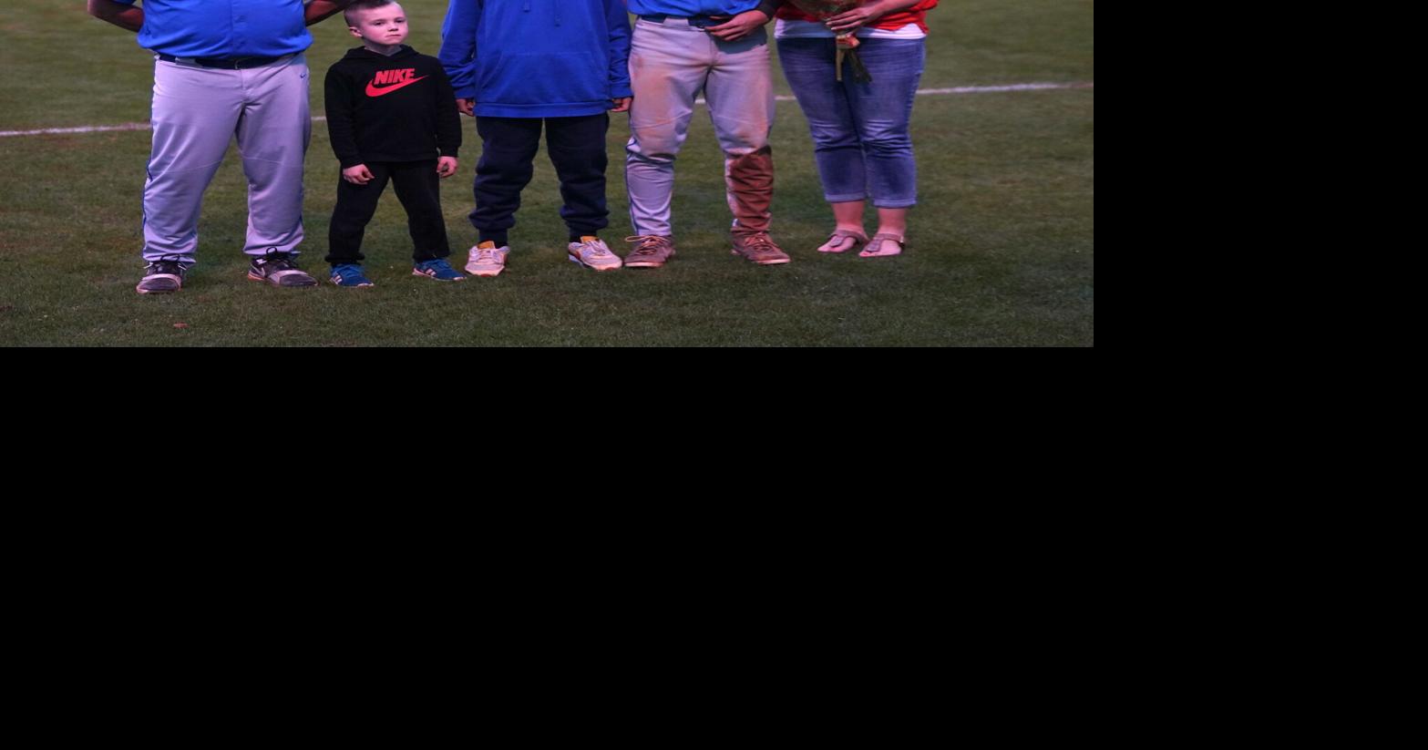 PHOTO GALLERY: Senior Night at Volunteer Baseball | Multimedia ...