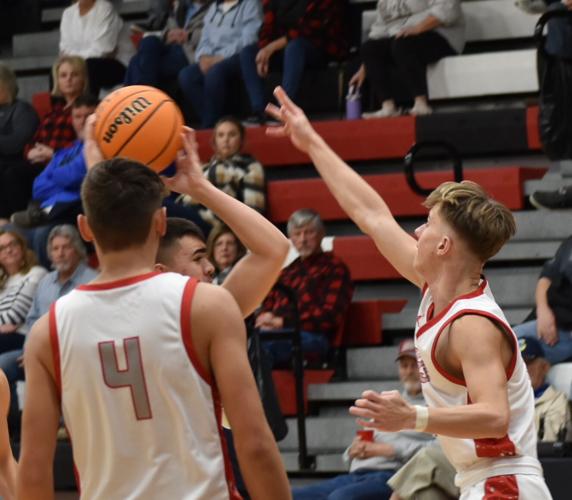 PHOTO GALLERY: Chiefs win two in a row | Multimedia ...