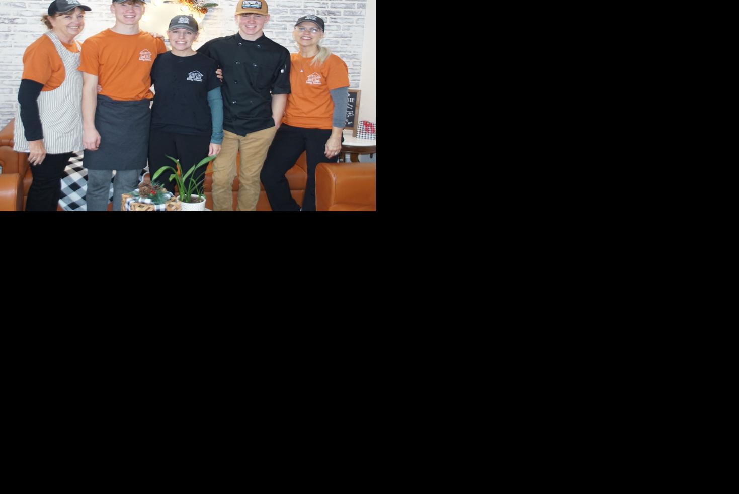 Bitty Bistro: An 'itty-bitty place' serving up big tastes | Business ...