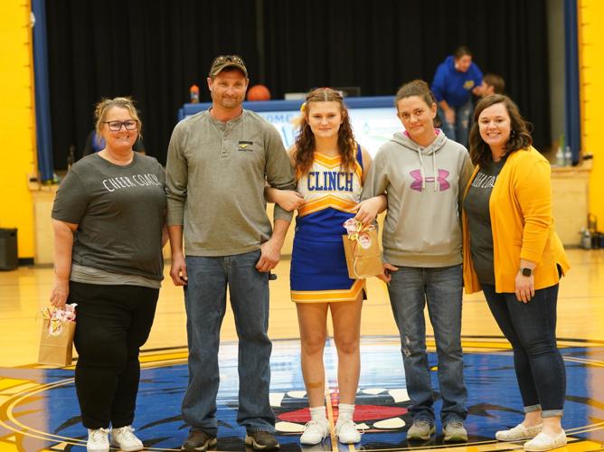 PHOTO GALLERY: Clinch honors athletes on Eighth Grade Night ...