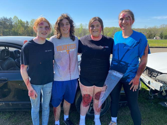 Avoiding a prom nightmare: Volunteer stages mock crash to help kids ...