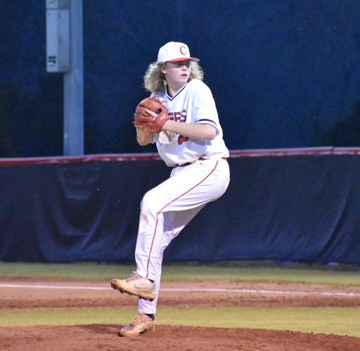 PHOTO GALLERY: Chiefs win sixth straight | Multimedia ...