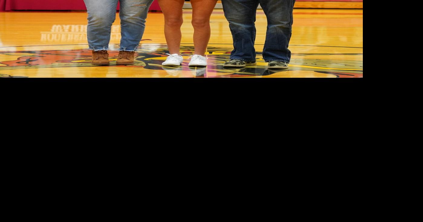 13) Kinley Elkins, cheer | | therogersvillereview.com