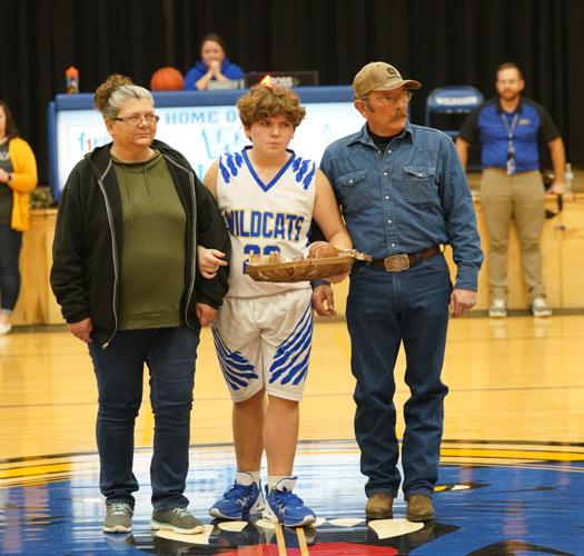 PHOTO GALLERY: Clinch honors athletes on Eighth Grade Night ...