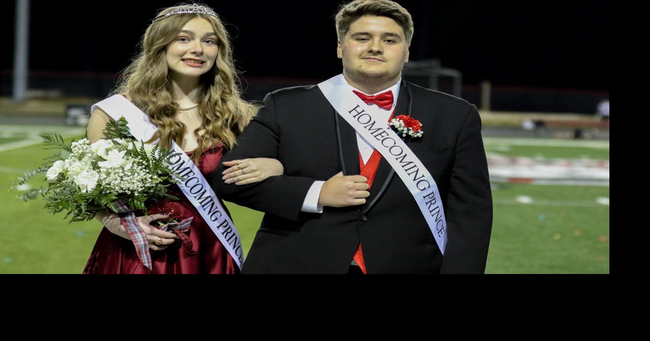 Junior Princess Skyler Seals & Junior Prince Randy McClanahan | | therogersvillereview.com