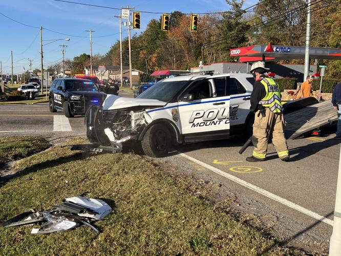 THP: Other driver blew red light in crash that injured MCPD assistant ...