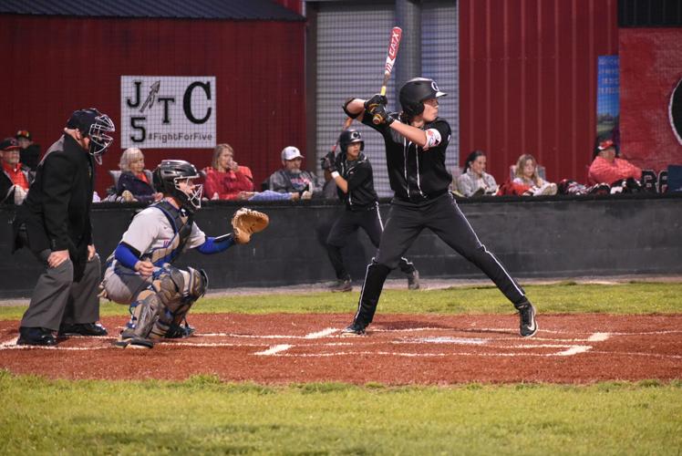 PHOTO GALLERY: Chiefs edge Falcons in game 1 | Multimedia ...