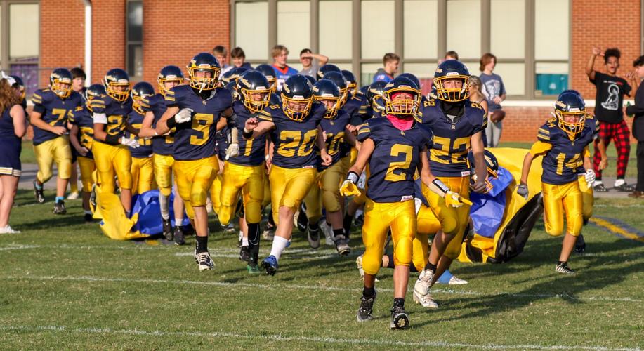 PHOTO GALLERY: Panthers stay perfect with homecoming win | Multimedia ...