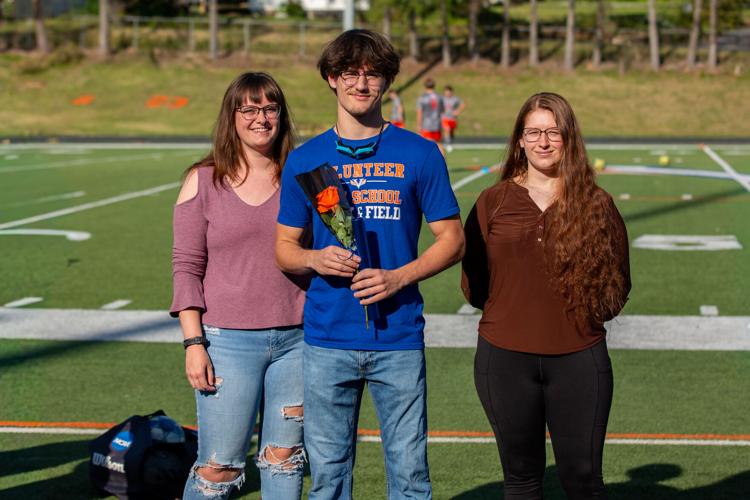 PHOTO GALLERY: Volunteer track & field seniors | Multimedia ...