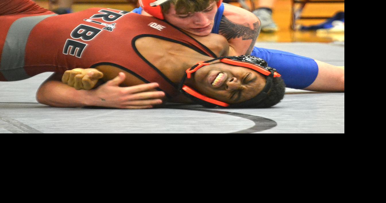 Falcons battle Dobyns-Bennett in wrestling match | Sports ...