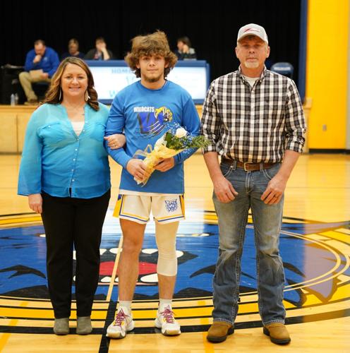 PHOTO GALLERY: Senior Night at Clinch | Multimedia ...