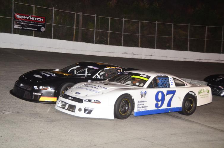 PHOTO GALLERY: Helton sweeps Late Model features | Multimedia ...