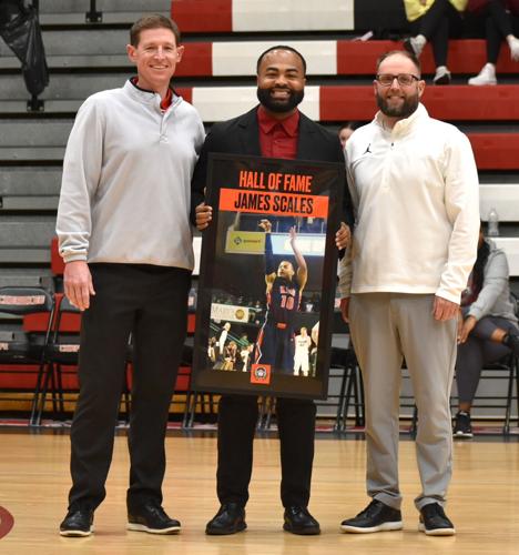 PHOTO GALLERY: Cherokee honors trio of Hall of Fame players ...