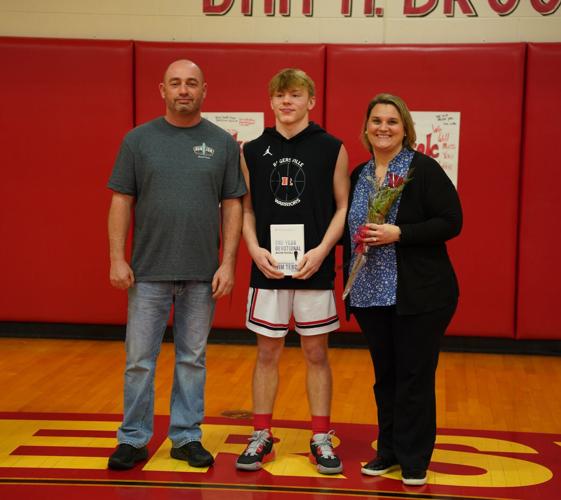 PHOTO GALLERY: RCS honors eighth-graders | Multimedia ...