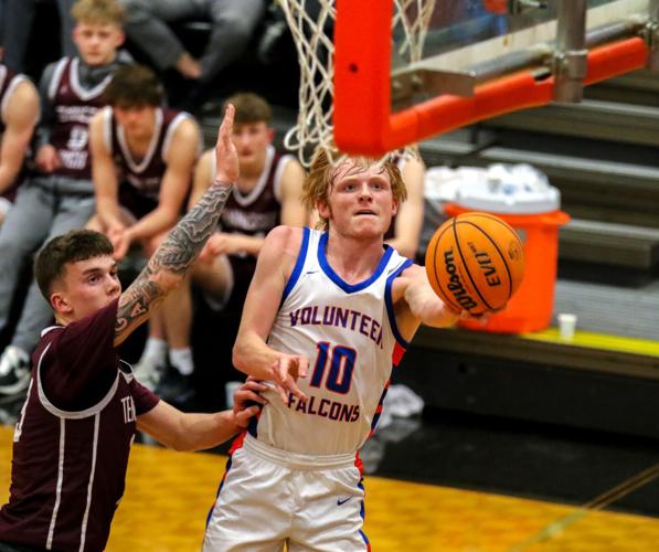 PHOTO GALLERY: Falcons edge Vikings to earn sectional bid | Local ...