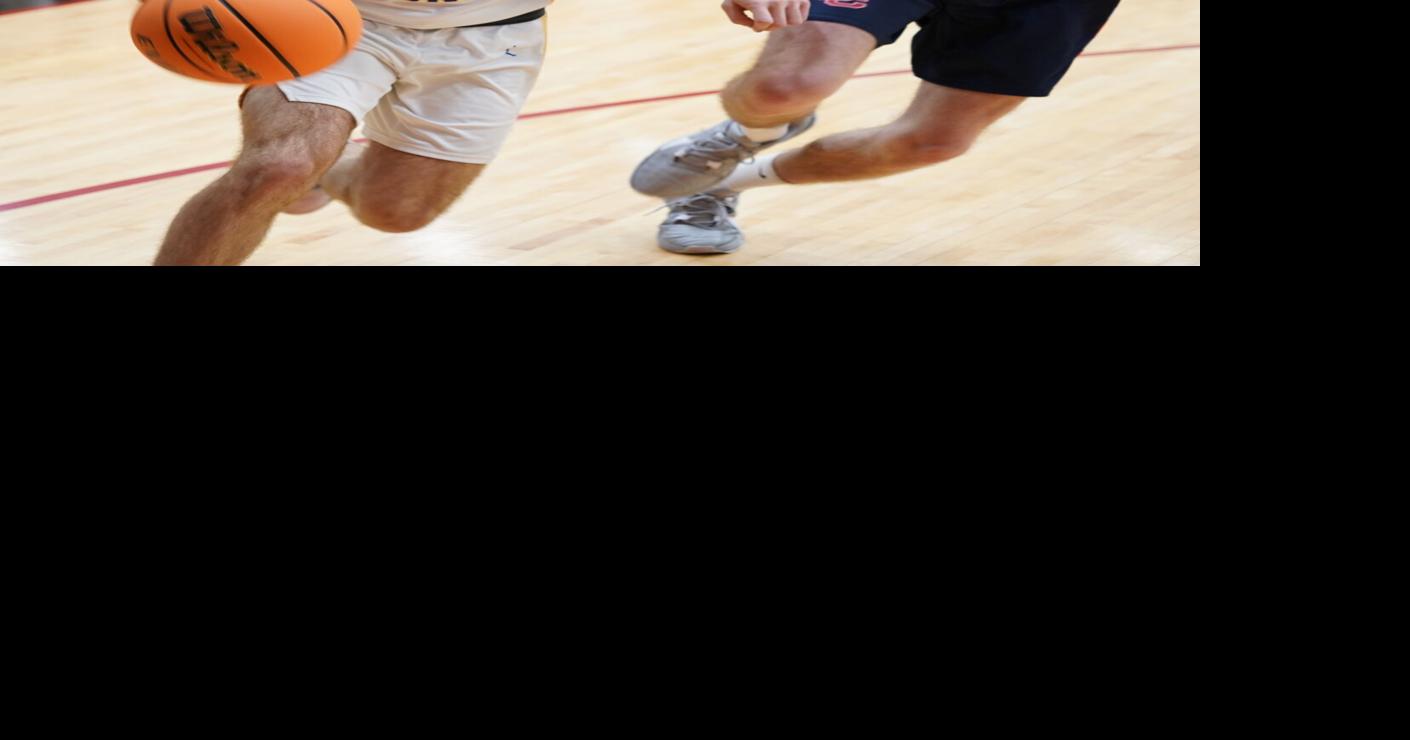 PHOTO GALLERY: Patriots roll past Indians | Multimedia ...