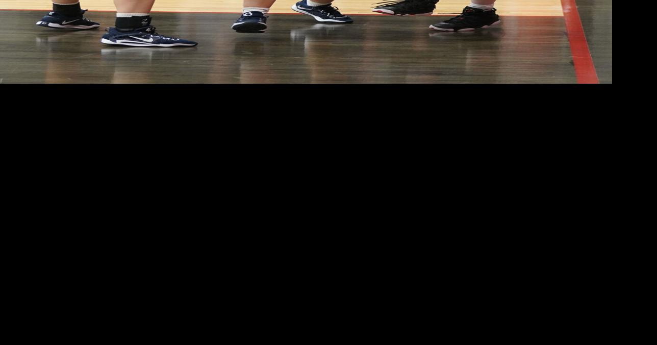 Ariel Ferrell on the baseline | | therogersvillereview.com